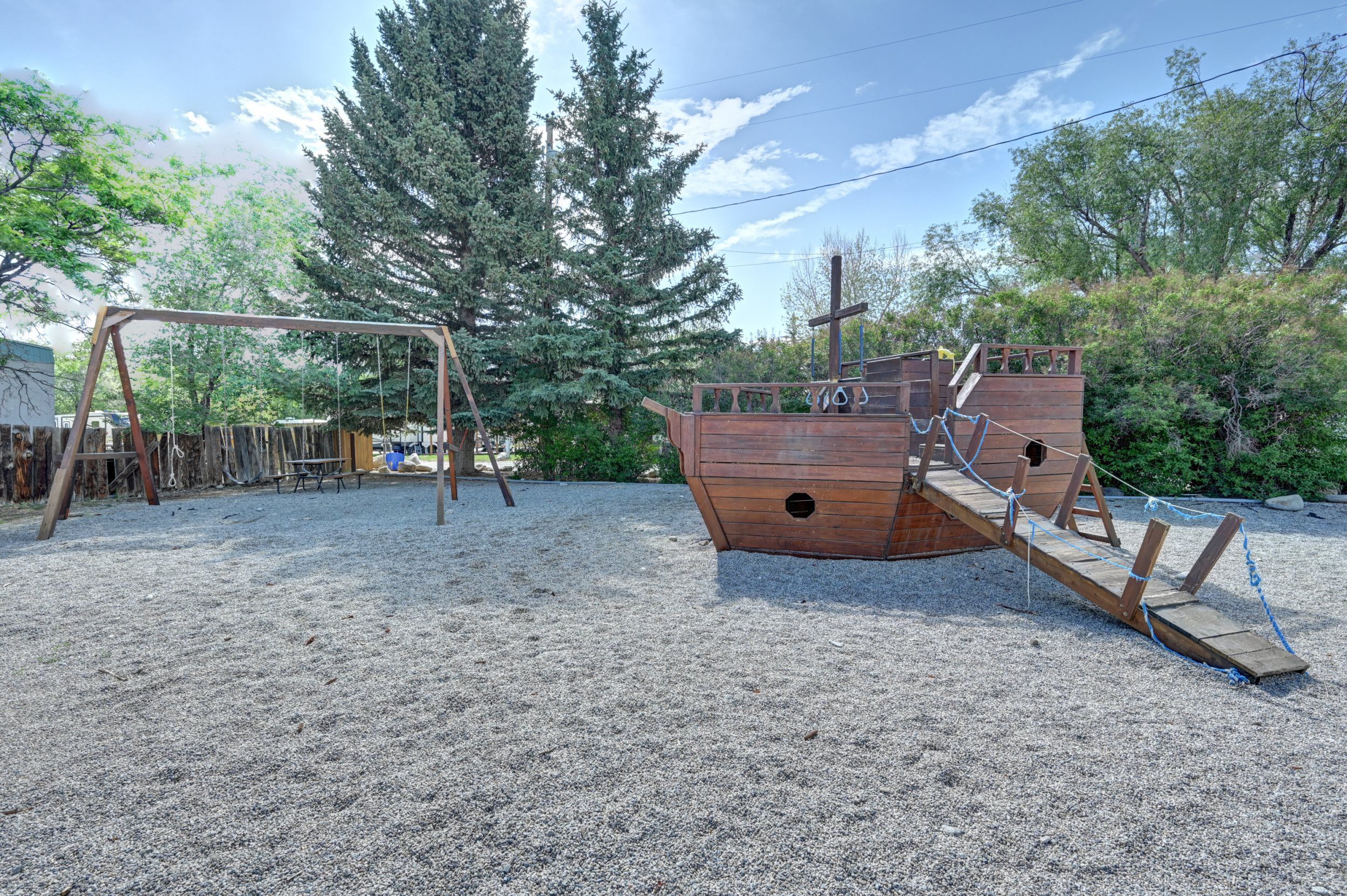 Home - Snowy Peaks RV Park