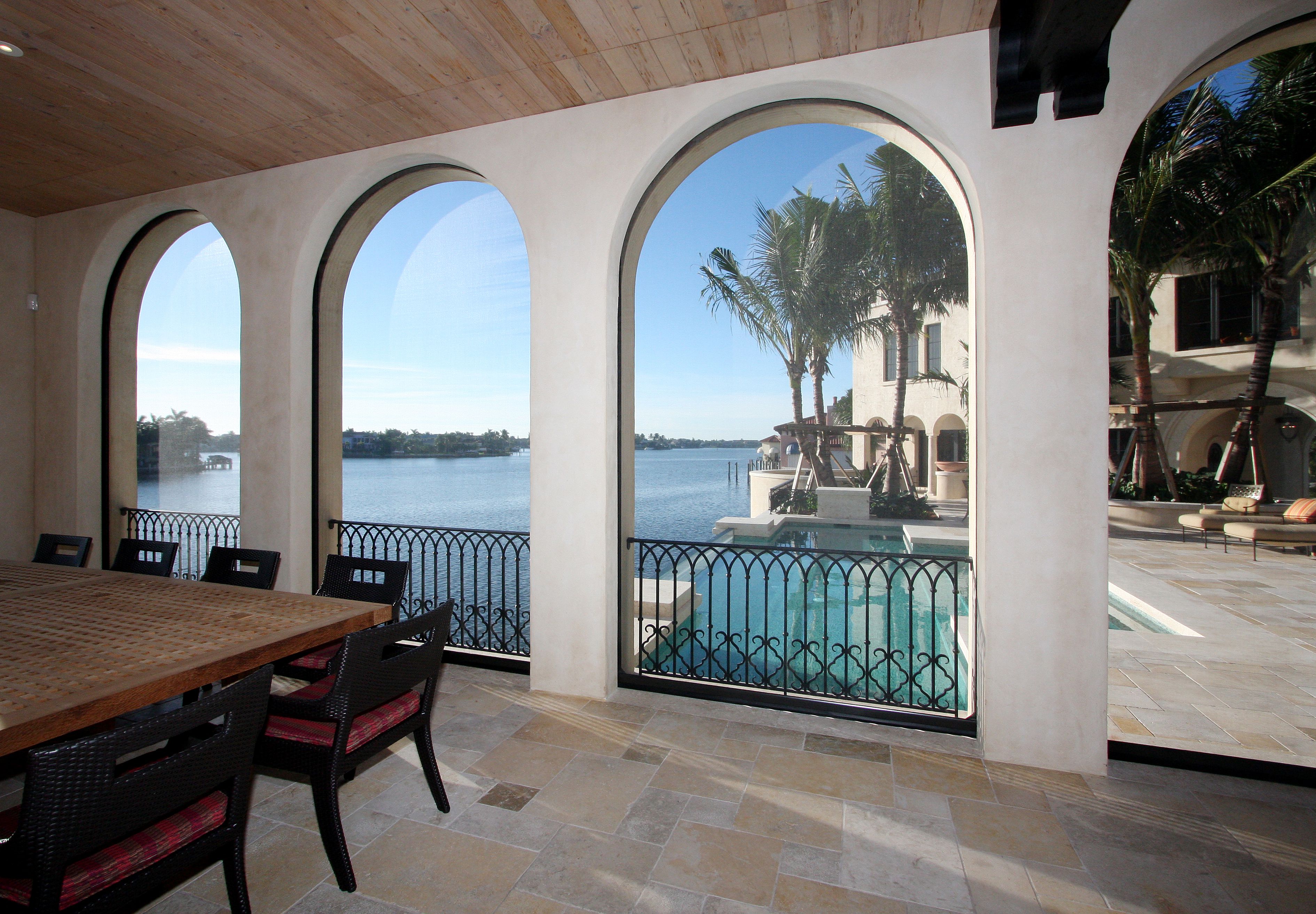 Motorized Screens | Magnatrack System | Screens - Progressive Screens