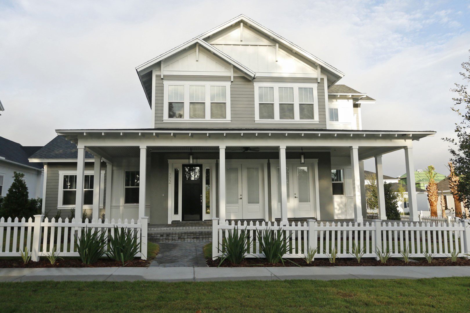 Portfolio - J & J Building